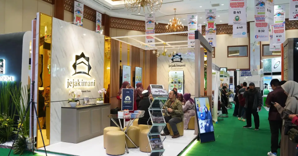DP 5 Juta Dapat Nomor Haji, Jamaah Padati Booth jejak imani